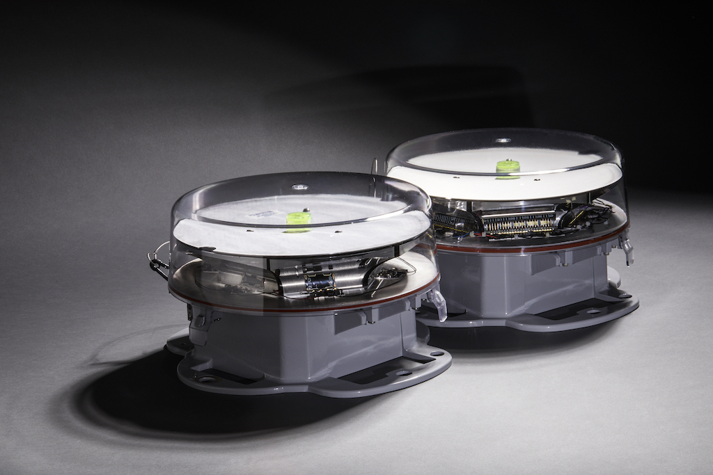 FAA Obstruction Lighting for Telecom Towers & Wind | Dialight