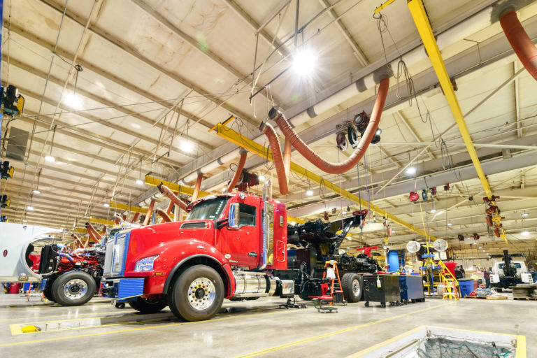 Dialight_Miller Industries_-725-Edit - Dialight